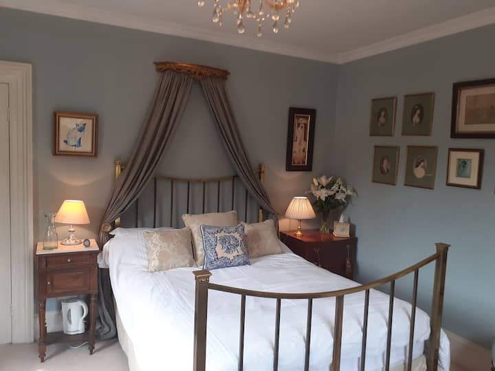 The Blue Room - Vale House - Tetbury