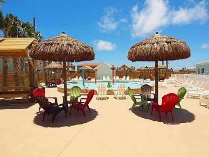 Sea Anemone, Spacious, Great Pool, Close To Beach - Corpus Christi, TX