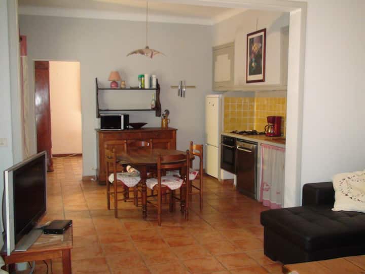 Maison Au Calme Dans Les Alpilles - Fontvieille