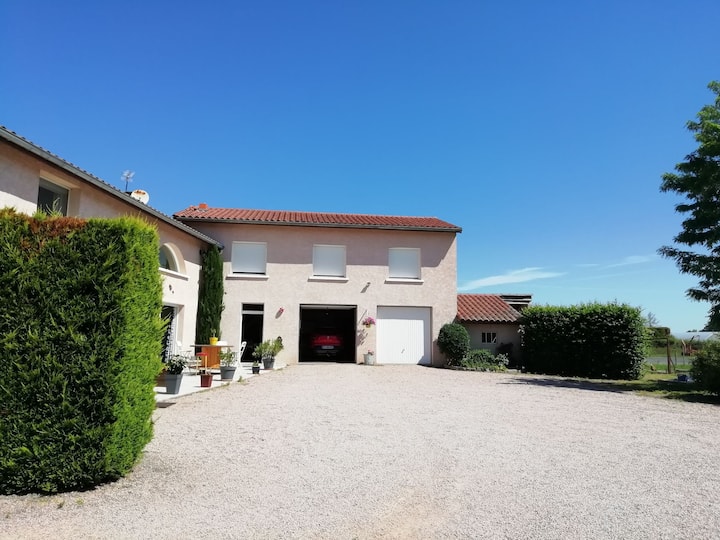 Logement Plein De Charme En Pleine Nature - Montbrison