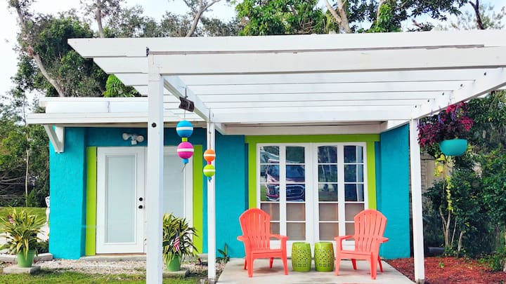 Lily Pad Cottage 1/1 Waterfront - Okeechobee, FL