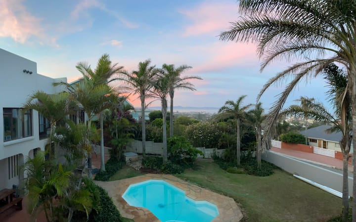 Private Room For 2 With Seaview@lazydaze - Jeffreys Bay