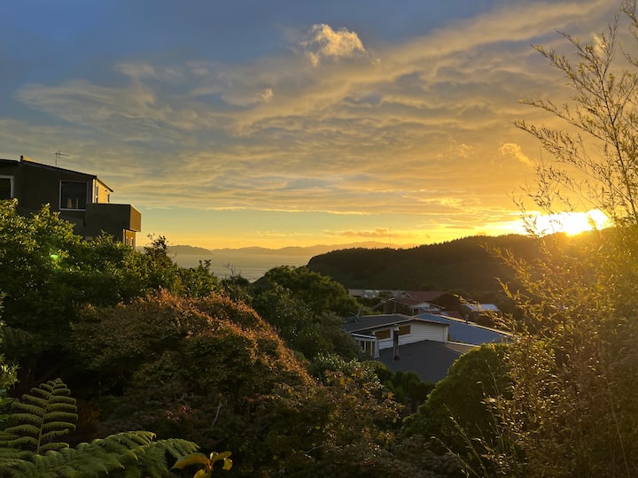 Self Contained - Lower Hutt