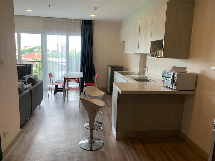 New Spacious Flat For 3 Ppl With Good Location - 清邁