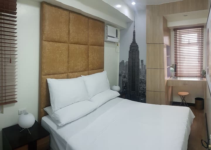 1 Bedroom Condo For Rent South Zinnia Tower Qc - Malabon