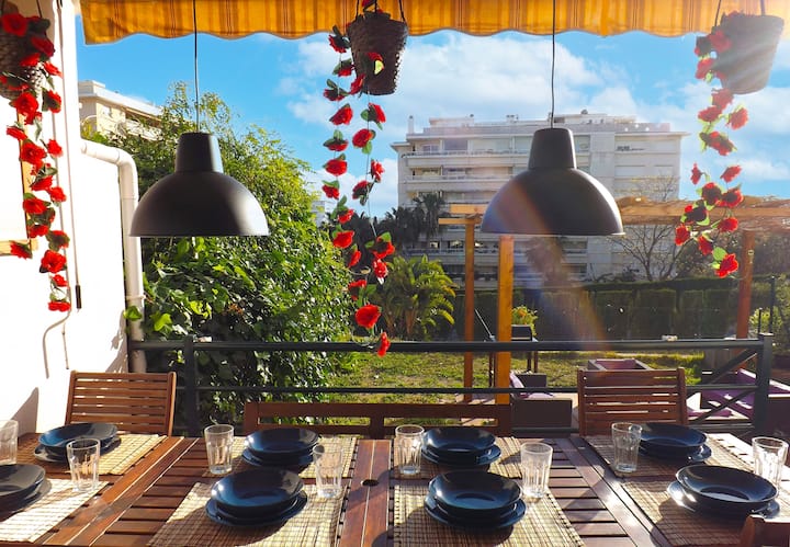Family Home For 10 – Bbq, Garden, Terrace & Beach - Benalmádena