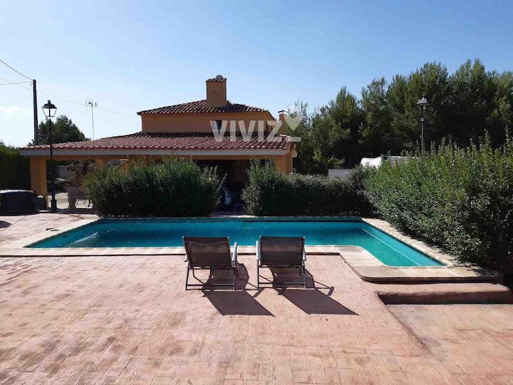 Habitación Privada En Acogedora Casa En Un Pueblo - Montserrat, Valencia