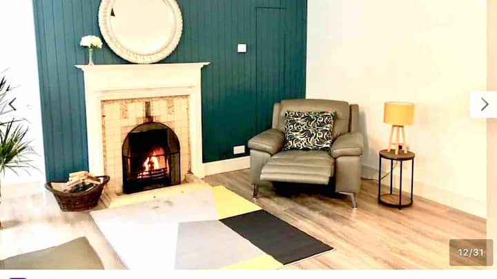 Shangri - La - Spacious Killarney Town House - Killarney