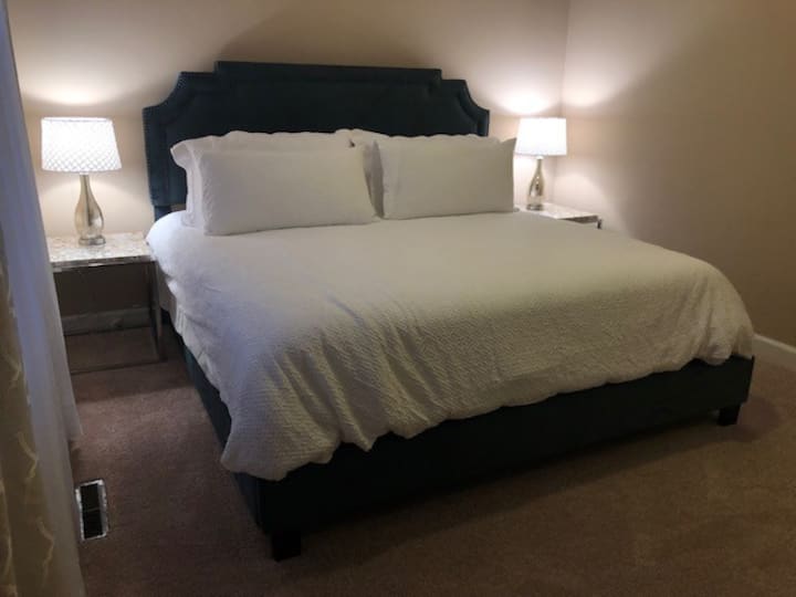 The Meadowbrook - 15 Minutes To Winston Salem - Divine Llama Vineyards, East Bend