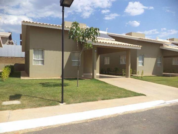 Casa De 3/4 Cond. Jardins Da Lagoa - Caldas Novas - Caldas Novas