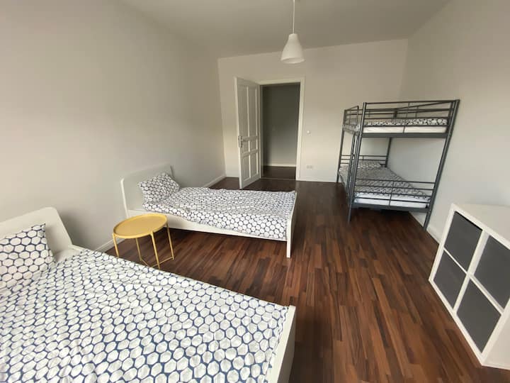 17 Bett Kapazität Im Berliner Centrum - Berlín