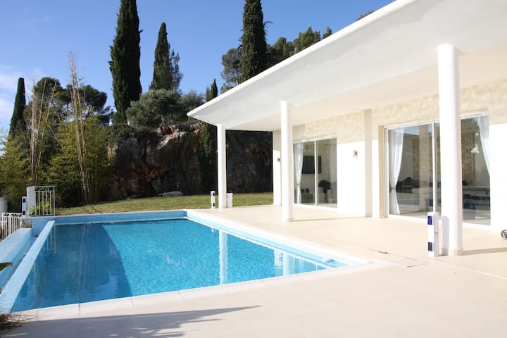 Luxueuse Villa Contemporaine Magnifique Vue Mer - Nicea