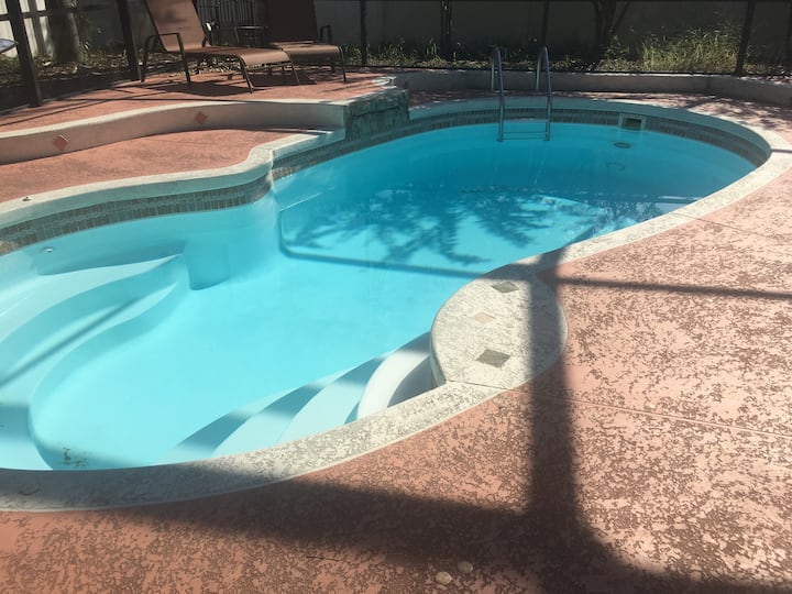 Cozy Private Bdrm W/private Pool Rm 1 - Land O' Lakes, FL