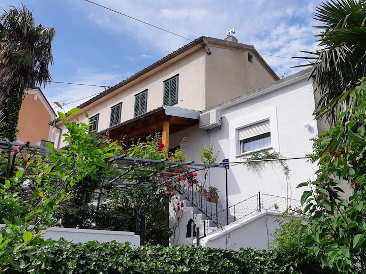 Family Lodge Blue Seas,ac/wifi/parking Free - Novi Vinodolski