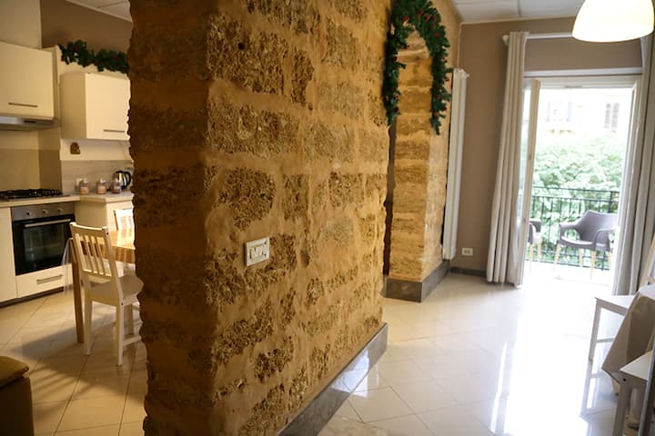 Alemihome Centrale, Palermo - Palerme