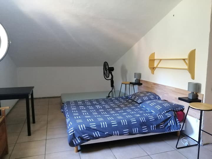 Grande Chambre à Bonne Capacité (5) - Saint-Florent