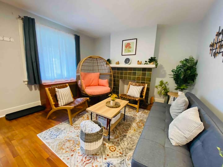 Room In Cozy Home In Oakland Pit - Pittsburgh, PA