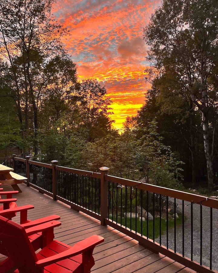 Secluded Adk Cabin•mountain View• 8 Min To Main St - Lake Placid, NY