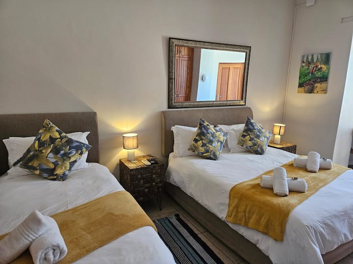 Haus Muller | Family Room - Clanwilliam