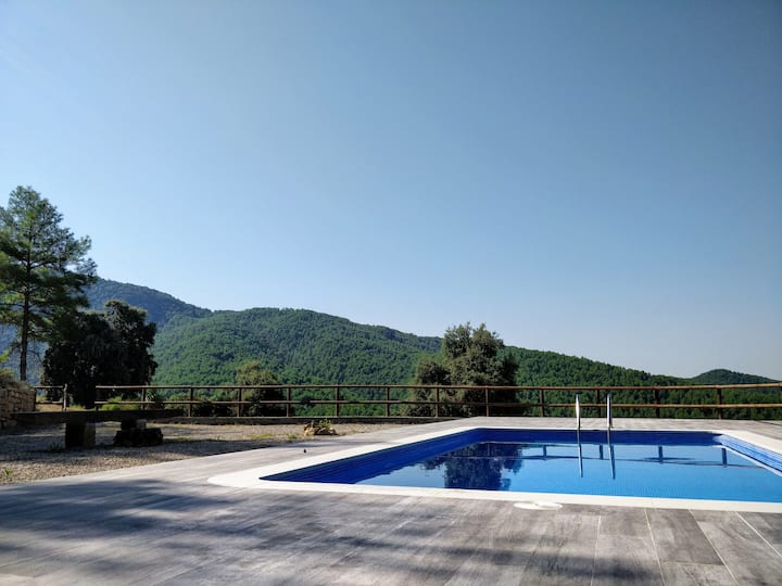 Genial Casa Dins Del Bosc Amb Piscina Privada. - Oliana