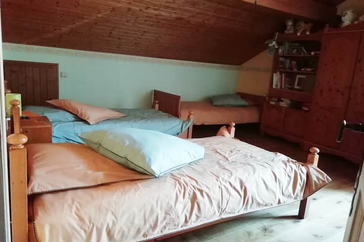 Chambres 3 Personnes Avec Balcon - Saint-Julien-en-Genevois