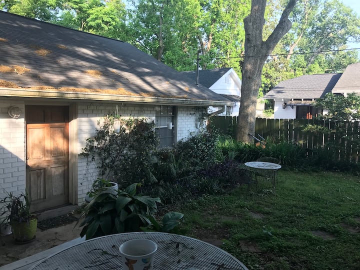 Charming Street! Downtown Ul 2br House! - Lafayette, LA