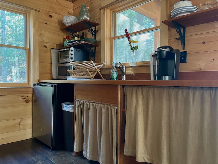 Secluded Cabin | Sovereign View | Couples Retreat! - Shelburne, VT