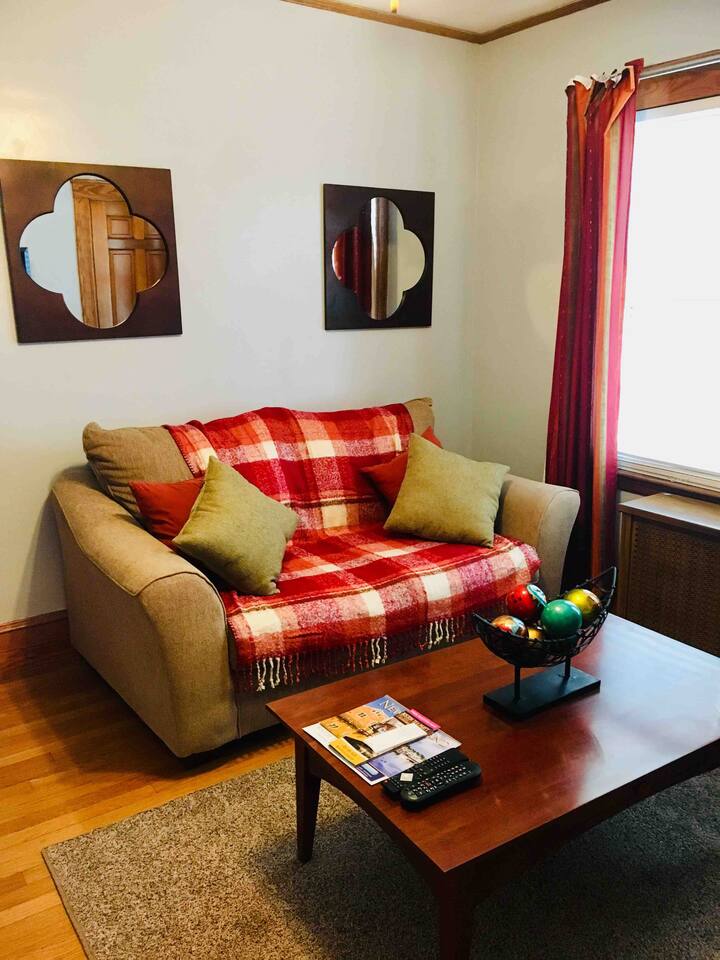 #2 Clean Comfy & Cozy Glory Guest Suite - Quincy, MA