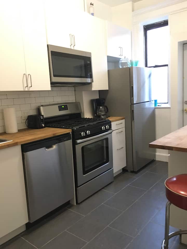 Apartment In Crown Heights, Bklyn - Brooklyn, NY