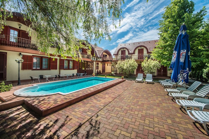 Marina Siófok Guesthouse - Siófok