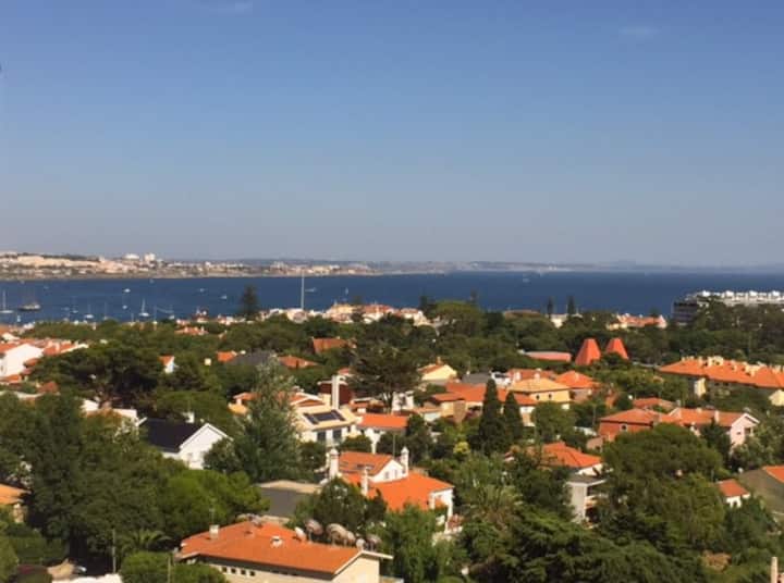 Apartment For Two, With A Great View - Cascais