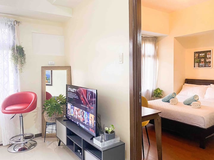 Becca's Place @ The City Center (24f, Fast Wi-fi) - Cebu City