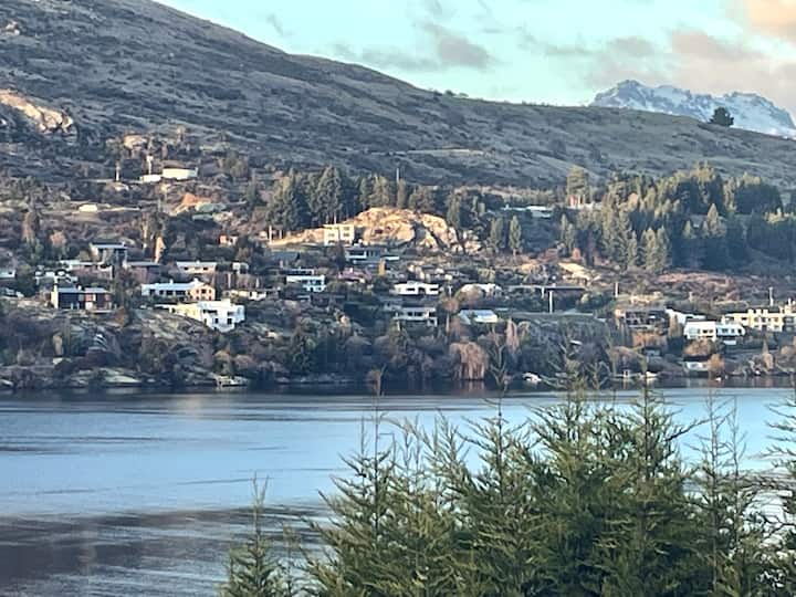 House With Lakeview - Dolby's Crib - The Remarkables Ski Area