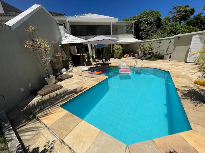 Mansion In Barra Da Tijuca In A Gated Community - Río de Janeiro