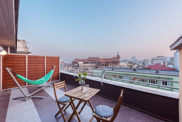 ★Skyline ★Studio ★Ultracentral ★Rooftop ★Hammock❤️ - Bucarest