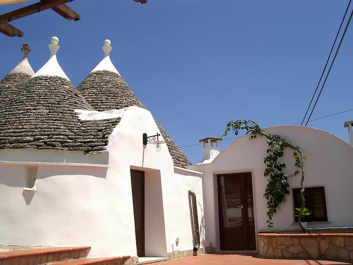Trullo "Il Corbezzolo" - Cisternino