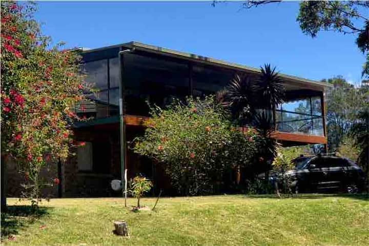 Spacious South Coast Beachside Haven In Congo - Moruya