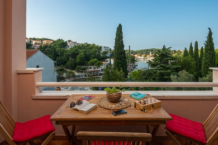 Cozy Seaside Apt With Stunning View - Cavtat