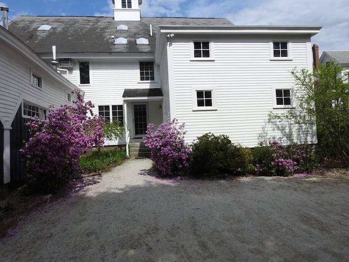 Charming 1880 Historic Carriage House - Chelmsford, MA