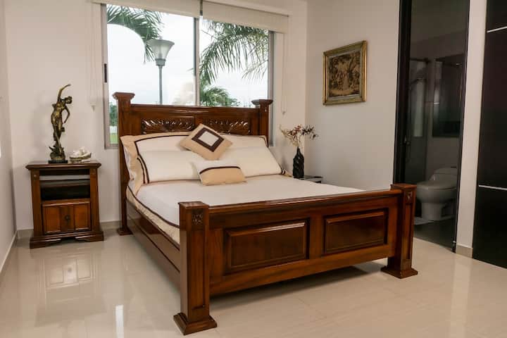 Habitacion #2..en Casa Boutique. - Acacias