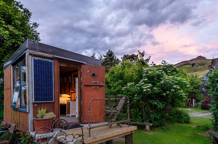 10 Handpicked Airbnb Vacation Rentals In Glenorchy, New Zealand ...