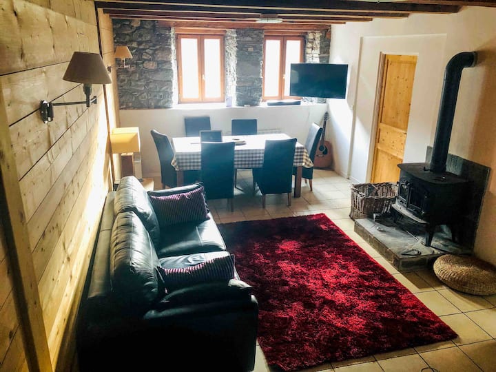 3 Bedroom Rustic Apartment With Parking & Garden - Saint-Jean-d'Aulps