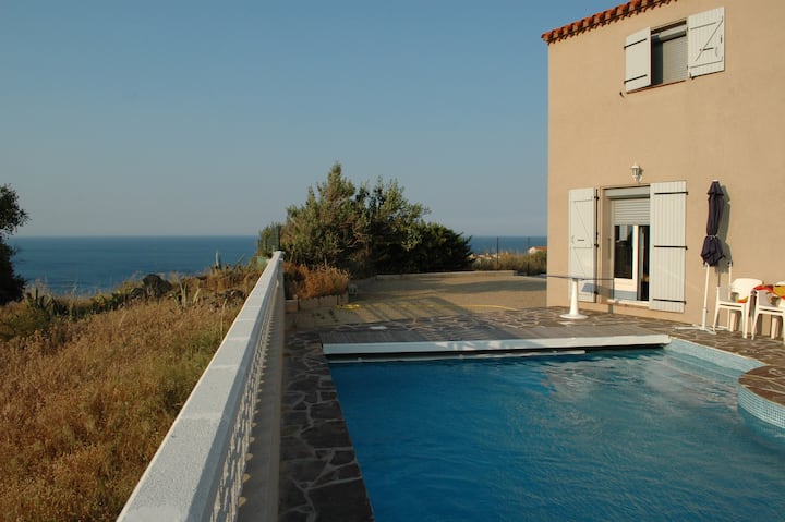Maison Avec Piscine Comportant Une Vue Imprenable - Port-Vendres