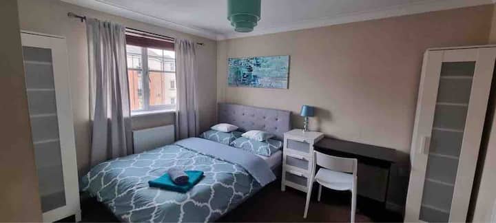 En-suite Bedroom Close To Metro & Quayside - Gateshead
