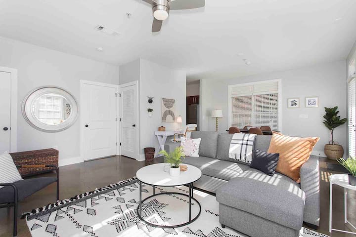 The Ava - Candler Park 1br Condo With Parking - Atlanta