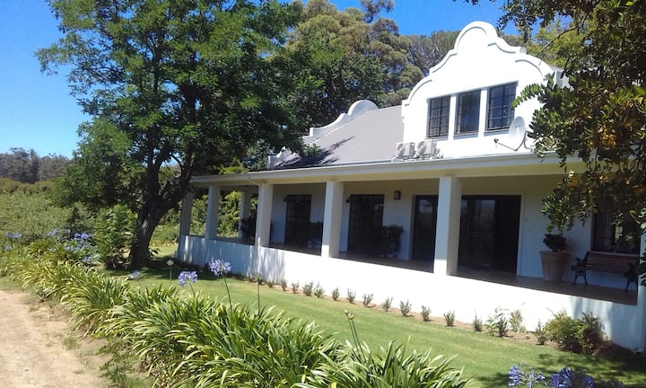 Elgin Country Lodge Deluxe Double Room 3 - Grabouw