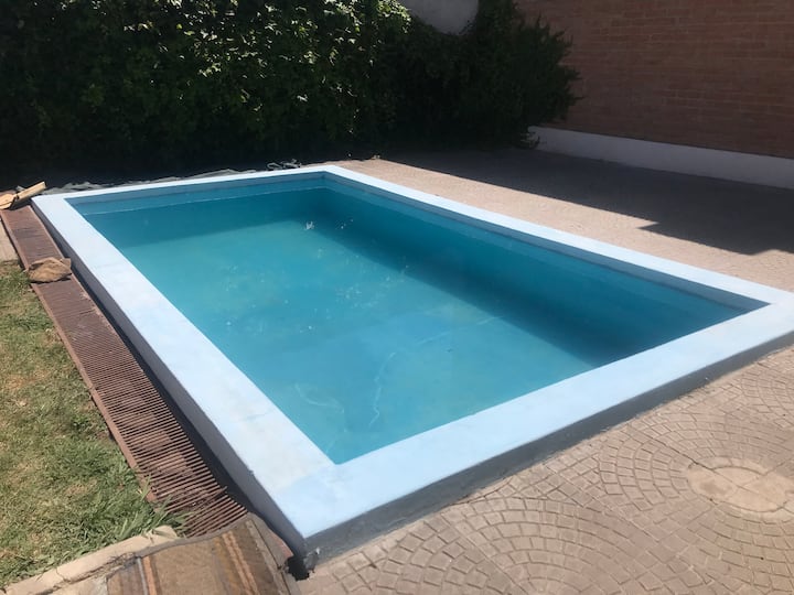 Cozy House W/ Pool, Wifi,hill View,close To Centre - Tandil