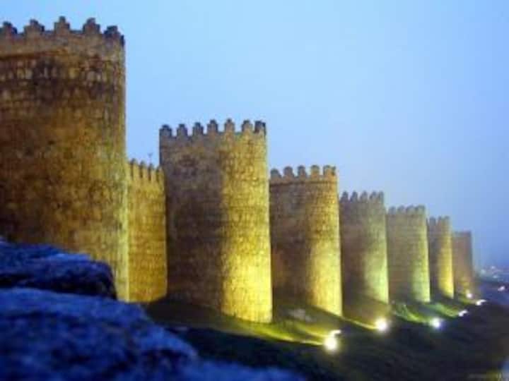 ÁVila. Casa De Pueblo En La  Ciudad (Vut-av-63) - Ávila‎