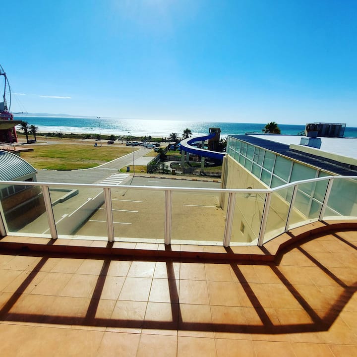 Symstay Don Diaz Beach Apartment - Jeffreys Bay