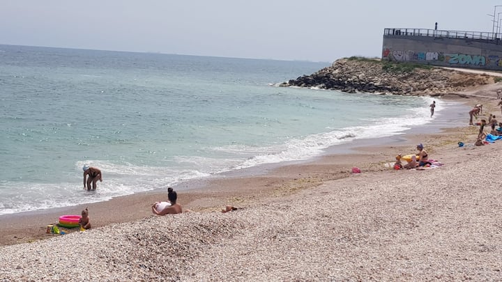 Seawave Beach Apartament - Konstanca